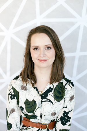 Sierra Barter to be Honored as “Leader as Host” at 30th LRI Awards ...